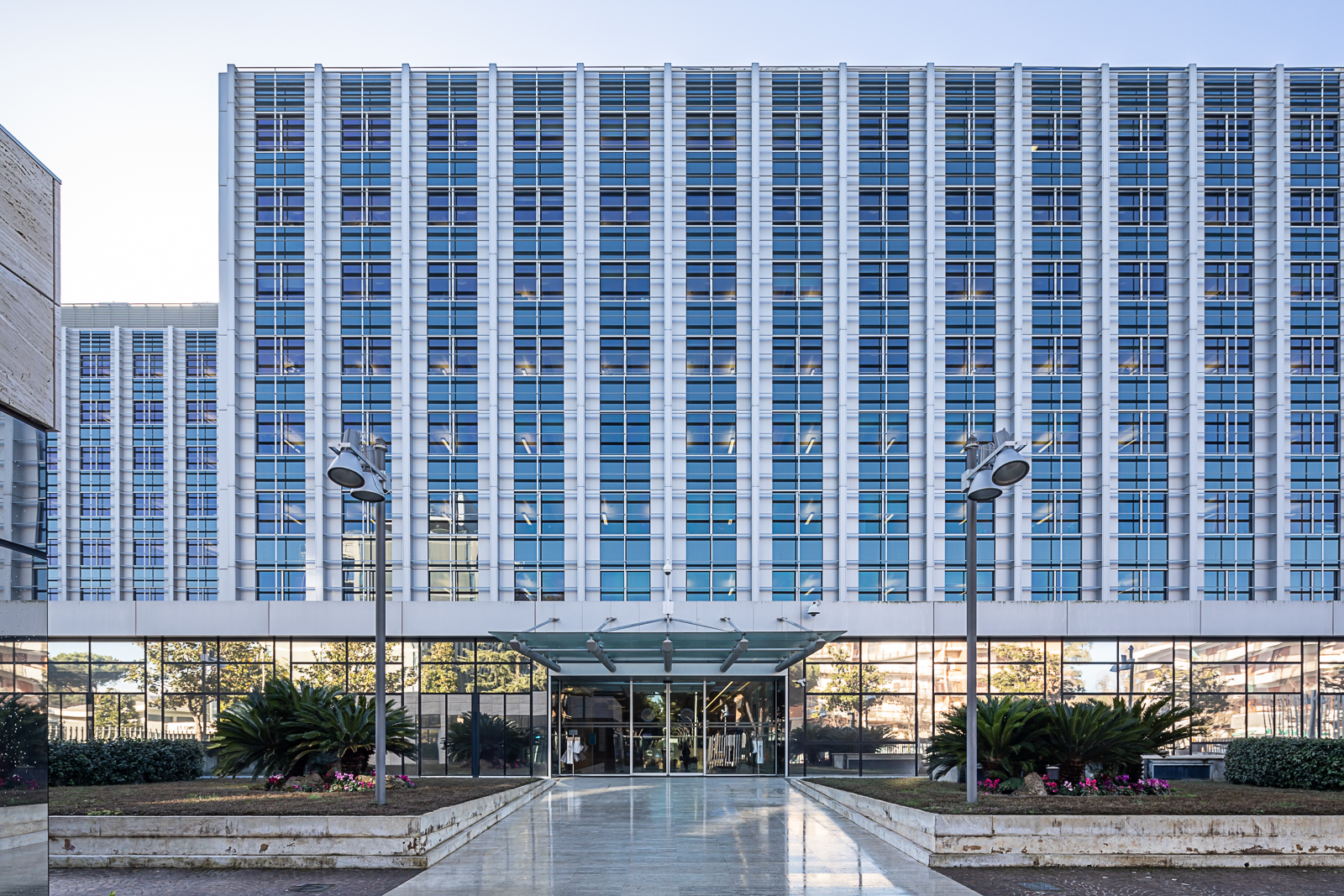 Prelios SGR vende a Castello SGR un immobile a uso uffici a Roma EUR ...